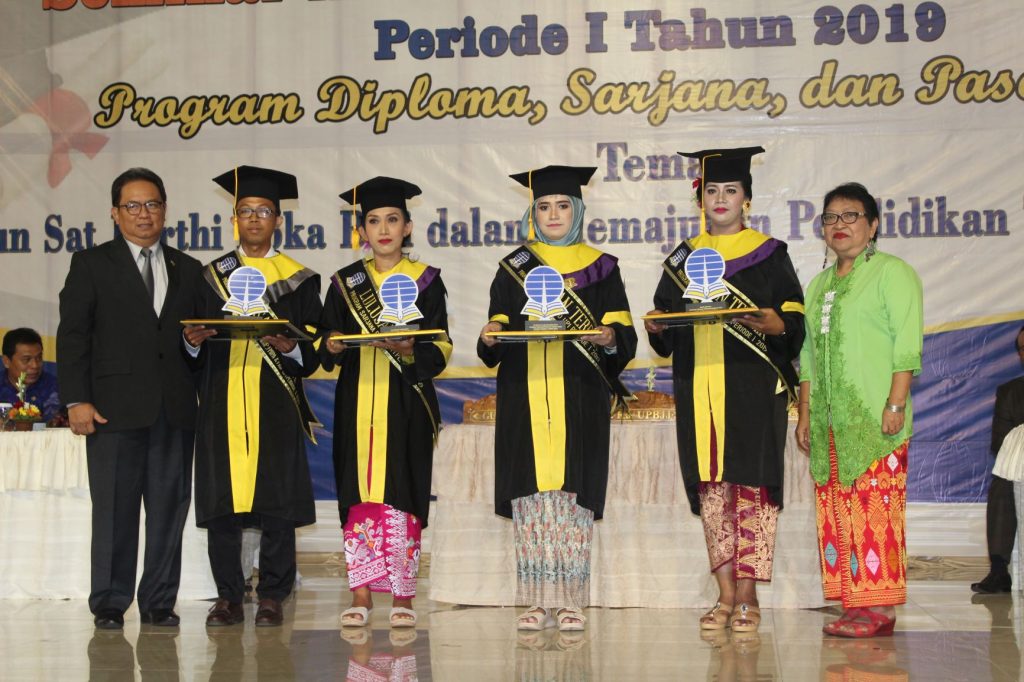 Seminar dan Wisuda Periode 1 2019 di Universitas Terbuka Denpasar ...